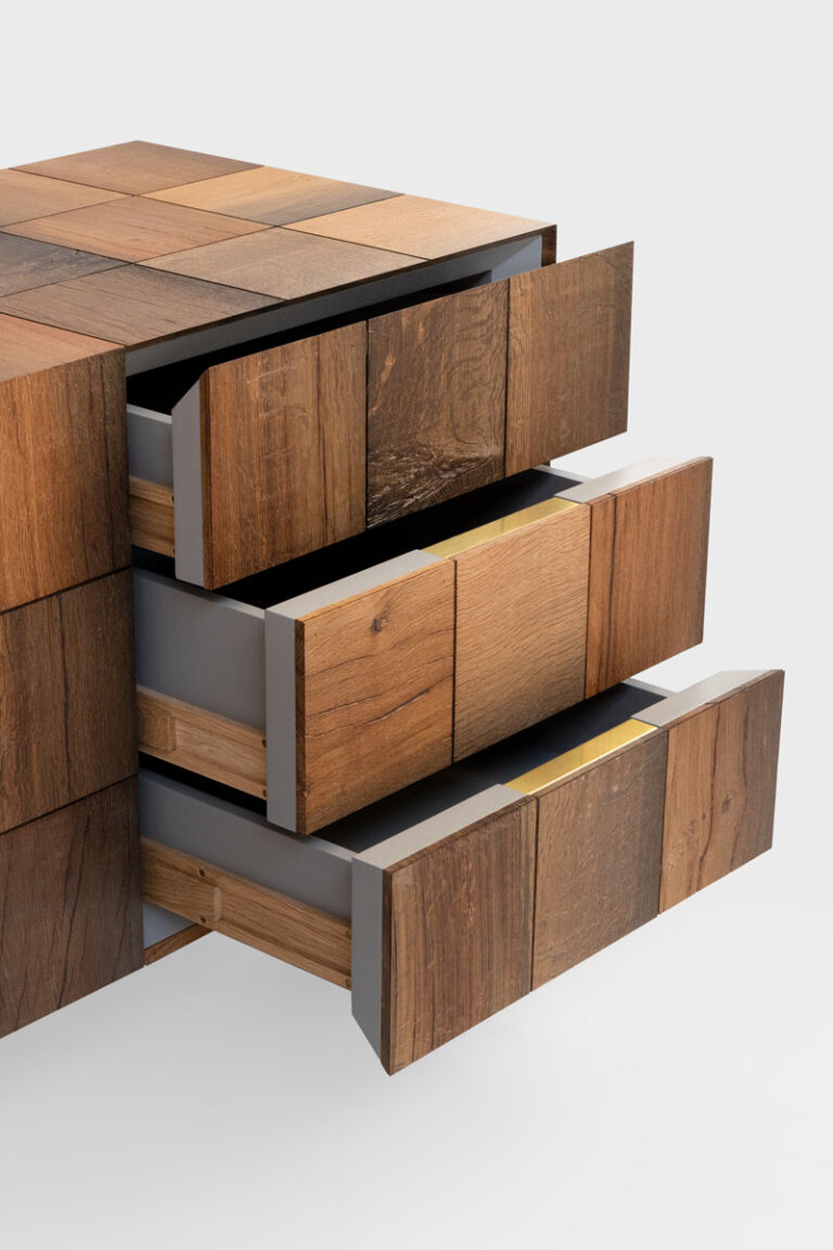 The double pull-out wooden drawer runner • PIET HEIN EEK