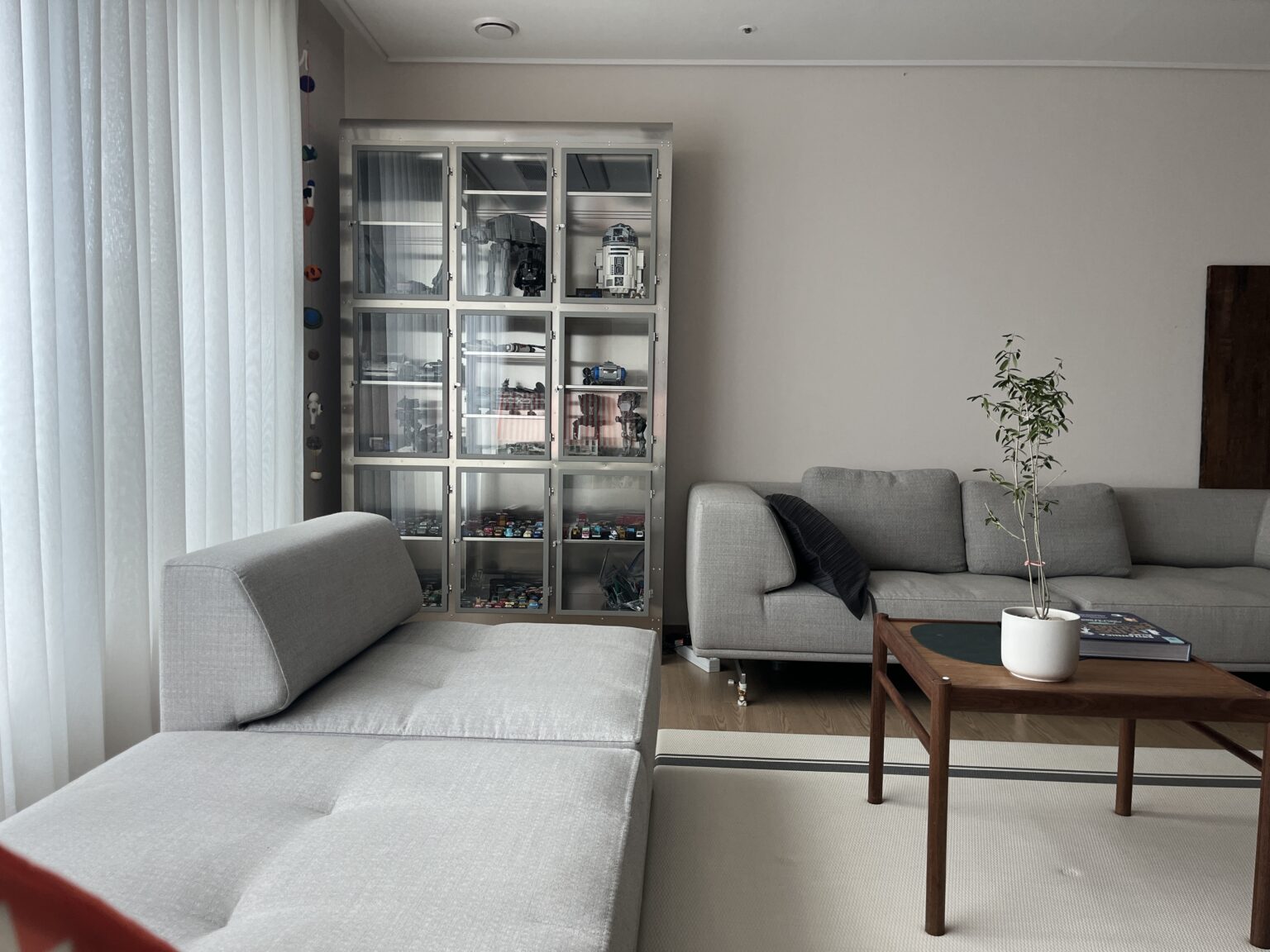 Philips Cabinet • PIET HEIN EEK