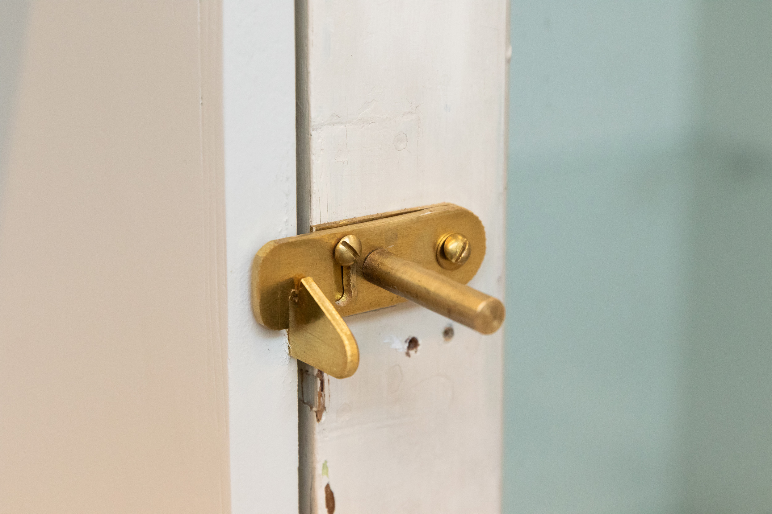 Old windows cabinet • PIET HEIN EEK